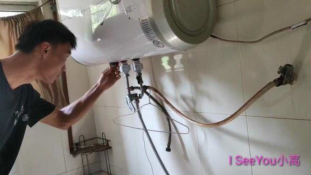 入秋后第一个热水器维修,热水器镁棒坏了,你觉得这有必要装吗?