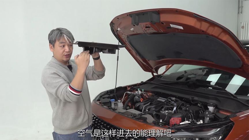 本田XRV:日系车不应该偷工减料吗?防撞梁怎么还变厚了