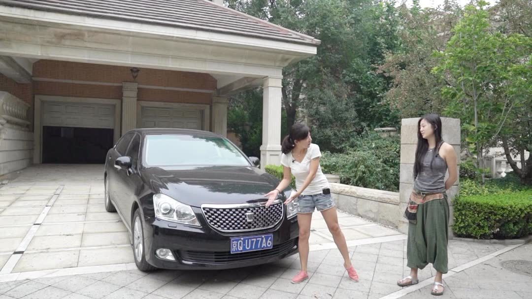 16万就买台中大型商务车 13代丰田皇冠