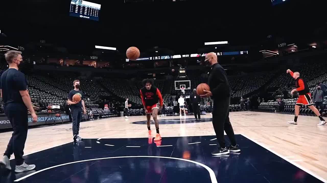 杰伦·格林的投篮到底存在什么问题?