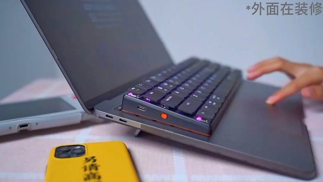 店里新上的 NuType F1 无线机械键盘,先简单拍个视频感受一下。它...