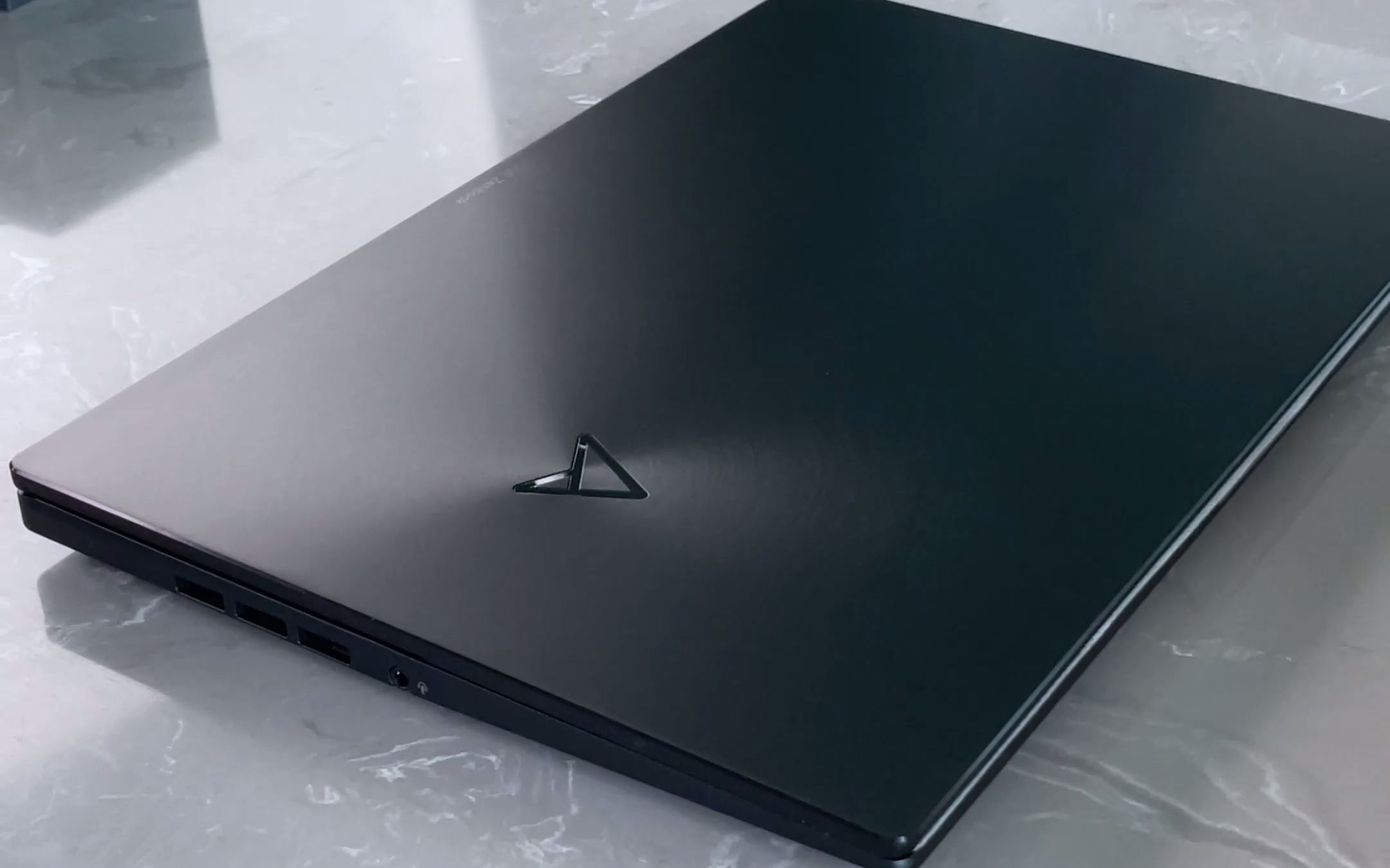 【灵耀X双屏Pro2022】两块屏幕的电脑,艹燃起来了!