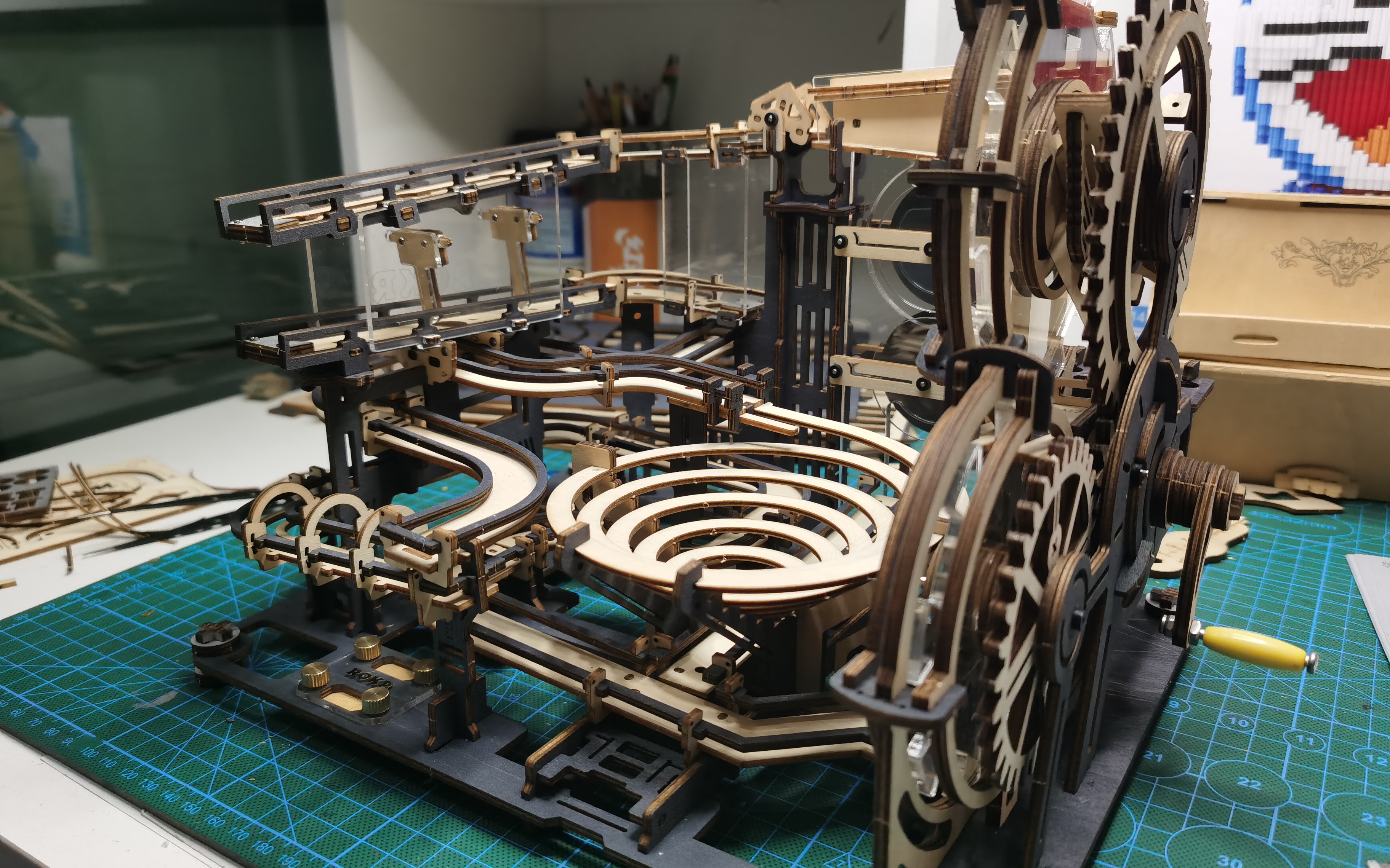 【过程及展示】「夜城_械城轨迹」做个好玩的木质3D立体拼图模型