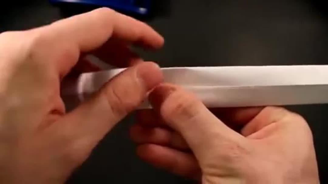 国外大神:教你制作一把简单粗暴的纸质武士刀