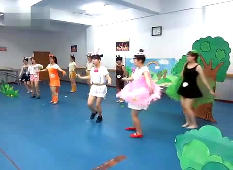 动物森林舞会呀呀呀