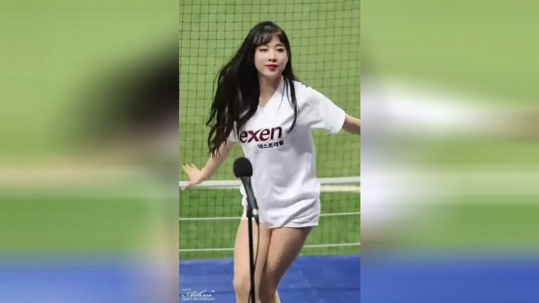 ...棒球职业联赛 饭拍版 18/03/21 - 韩国群星音乐短片模仿翻唱舞蹈视频