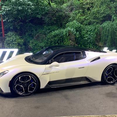 #菲常快讯# 玛莎拉蒂MC20国内首次亮相,售价210万。新车搭载自主...