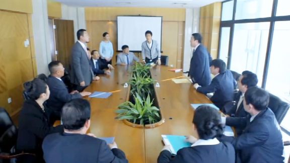 婚礼赞助商互相挤兑,直接爆出地方方言,这也太搞笑了吧