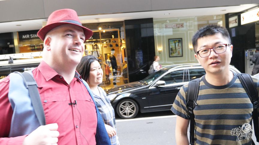 新西兰的奥克兰街头,一家咖啡店,没想到是中国的学生社团开的