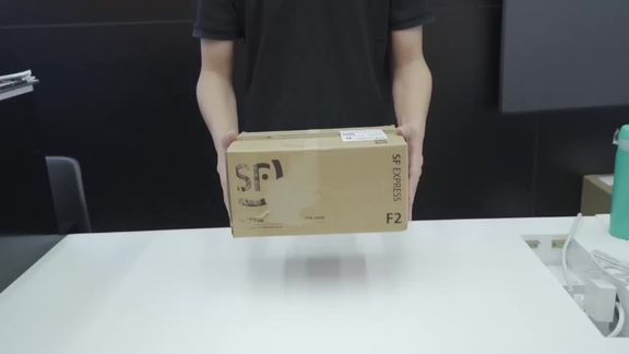 东莞大疆发布DJI OM 4手机云台,开箱!开吸!