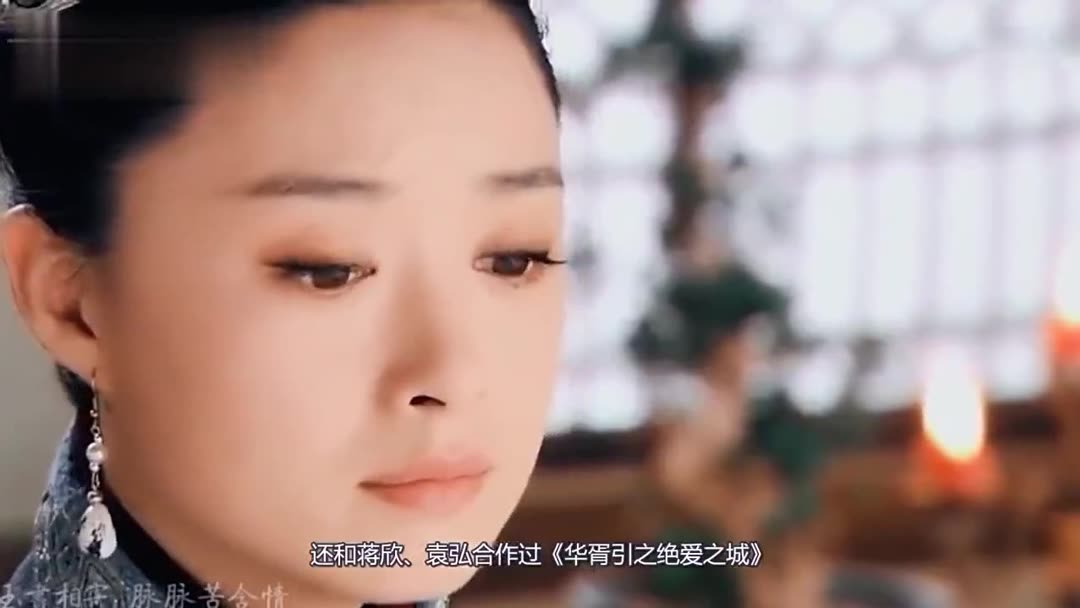 《还珠格格》里的塞娅公主,人称小关之琳,如今短发更显魅力