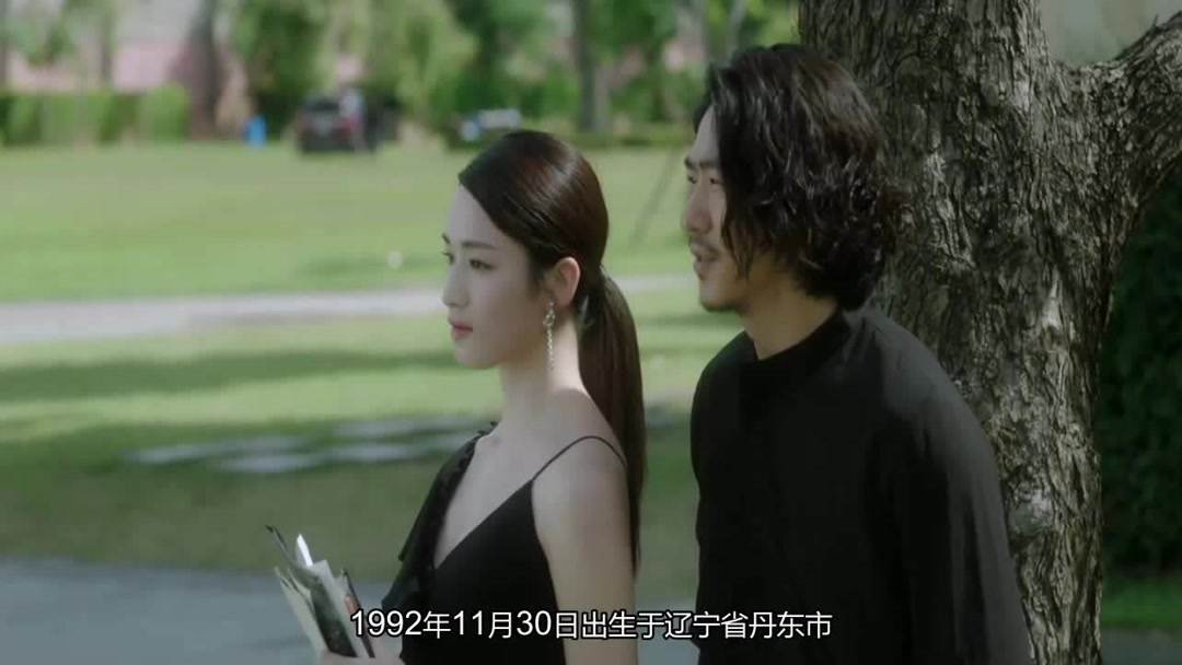 明星介绍页,曾在《红海行动》把军人演得淋漓尽致的黄景瑜