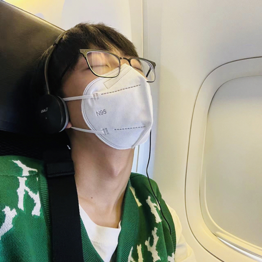 不喝热水的阿仁 