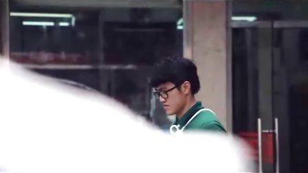 她是饱满的,至于你信不信,由你,我反正是信了