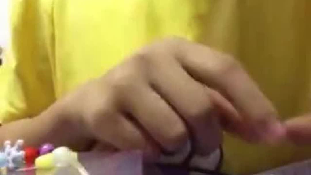 手链红绳加珠子编法 DIY手链制作