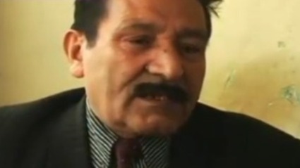 犯罪集团逼迫管理者打开金库,管理者决心以死抗衡