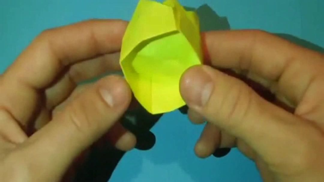牛人教你1张纸折皇冠,简单易学,你家小孩有玩具啦