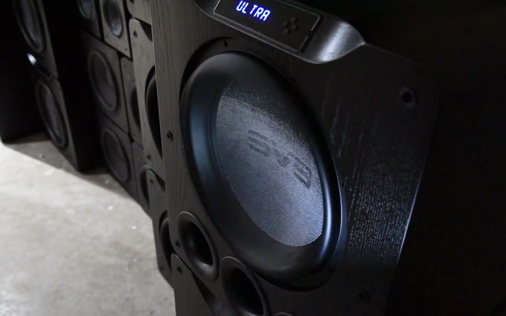 SVS PB16-Ultra超强的控制力展示