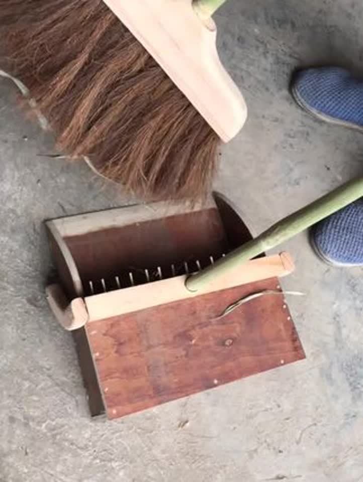 给妈妈做的扫把和簸箕,你支持手艺人吗