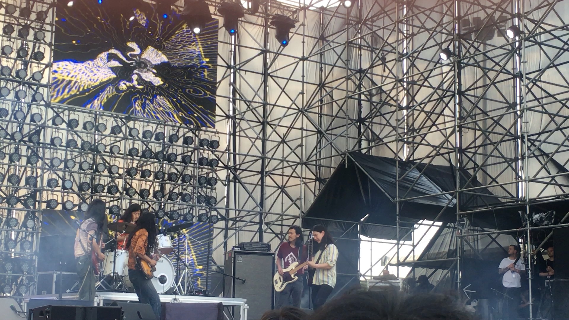 几何学模样-smoke and mirror