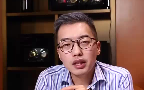 后加钻的意义就低配版改装为高配版,本质上是为了提升手表的外观与...
