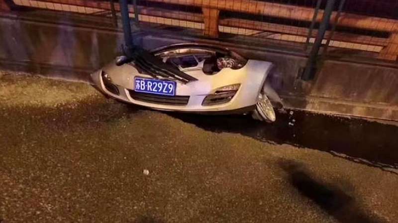 现场惨烈!无锡一高架桥突发垮塌