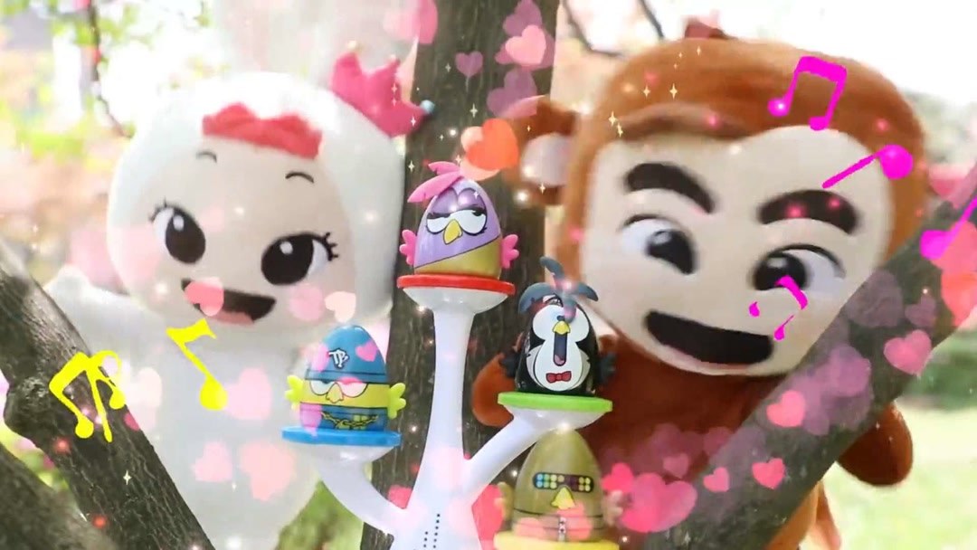 森林小鸟乐队歌声真好听,基尼姐姐变身白雪公主听小鸟唱歌