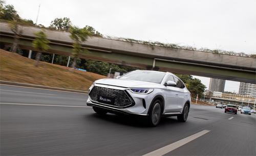 康康侃车详解比亚迪DM-i超级混动系统,比日系混动油耗还要低?