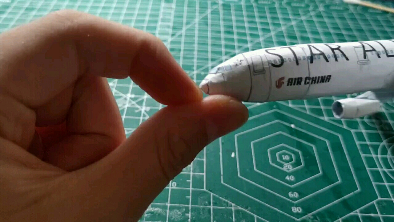 [纸模型]中国国际航空A330纸模型欣赏+悬垂制作(教师节礼物!)