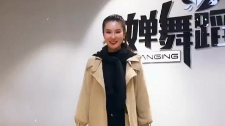 这个简单的舞蹈小组合跟小姐姐一起跳