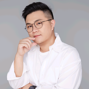 王邱平 