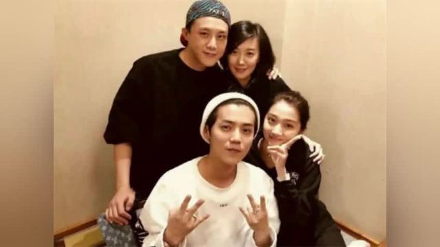 鹿晗零点准时发博为女友关晓彤庆生,力破分手传闻!