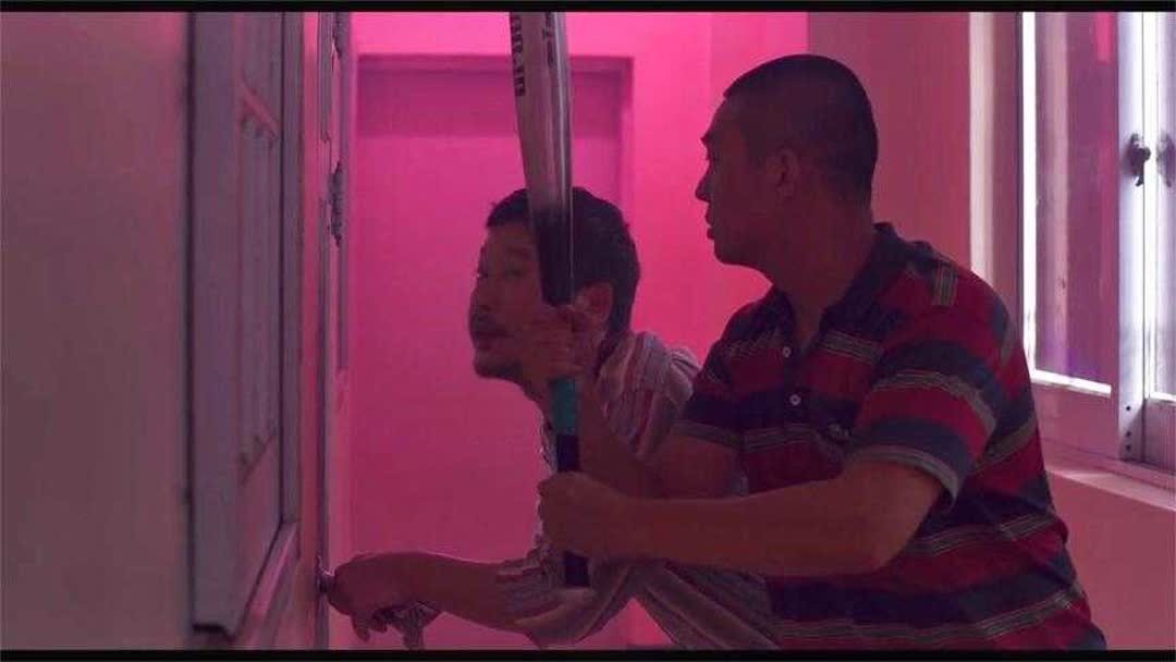 催泪片也有搞笑片段~俩低级绑匪,搞笑绑架!HHHH~~