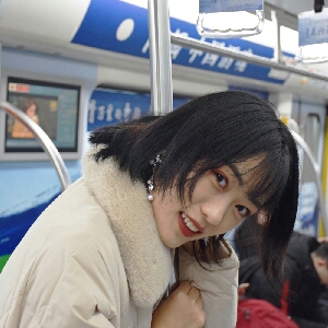 我想吃樱桃味的薯片 