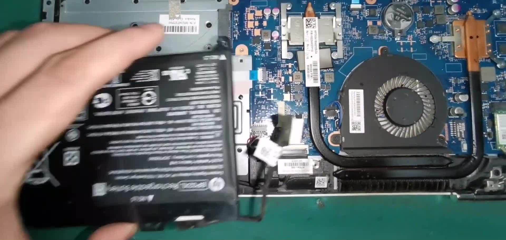 新款笔记本电脑,键盘换起来很麻烦吗?