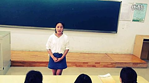 李瑶:201482310幼儿园中班健康领域“我爱吃蔬菜”
