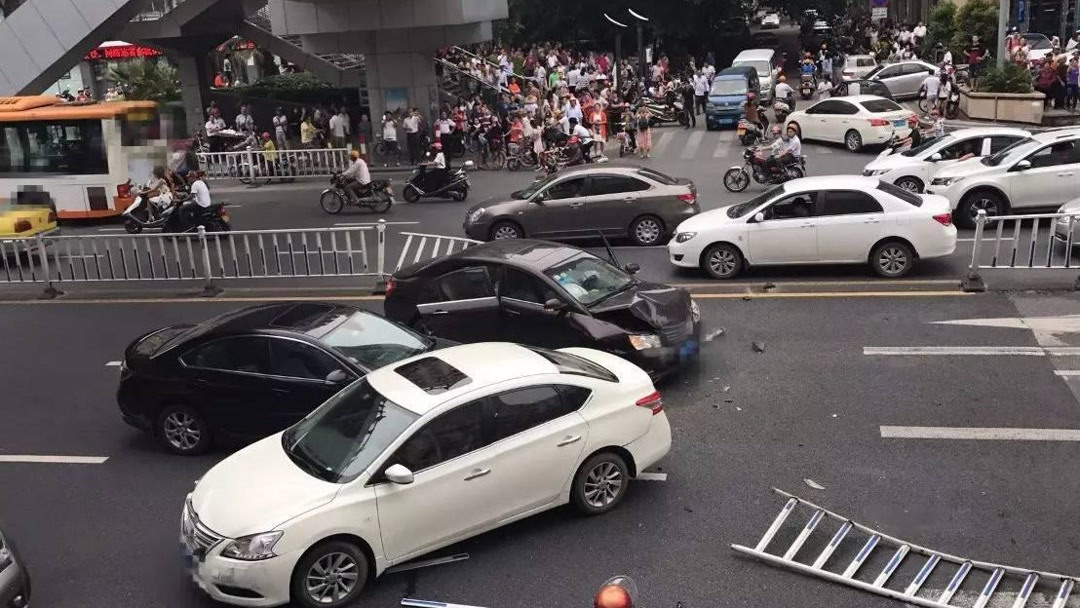 出现交通事故不要慌,我来教你正确处理,千万记住第3条