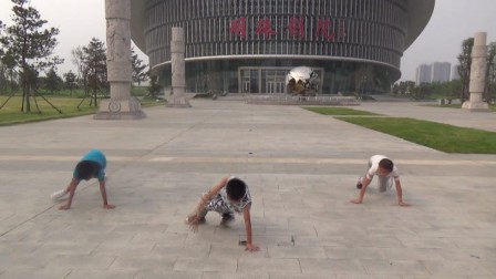 舞动青春舞蹈学校男孩宣传片