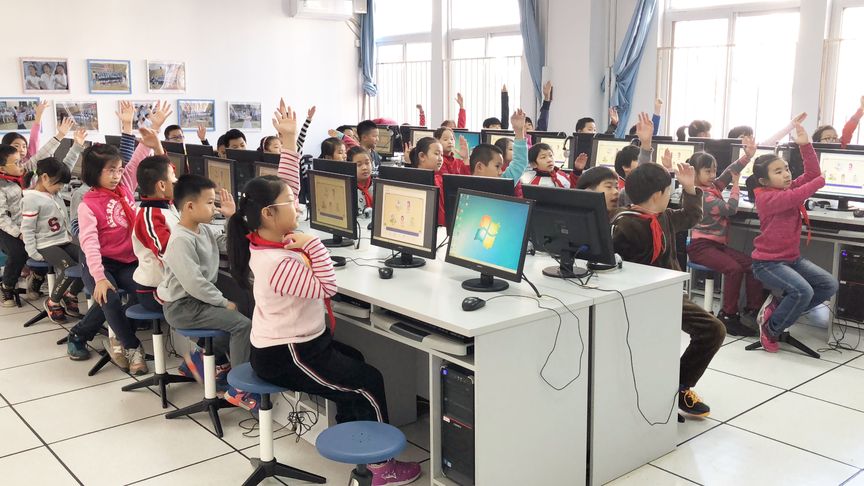 首都师范大学附属朝阳实验小学多媒体英语课堂展示合辑