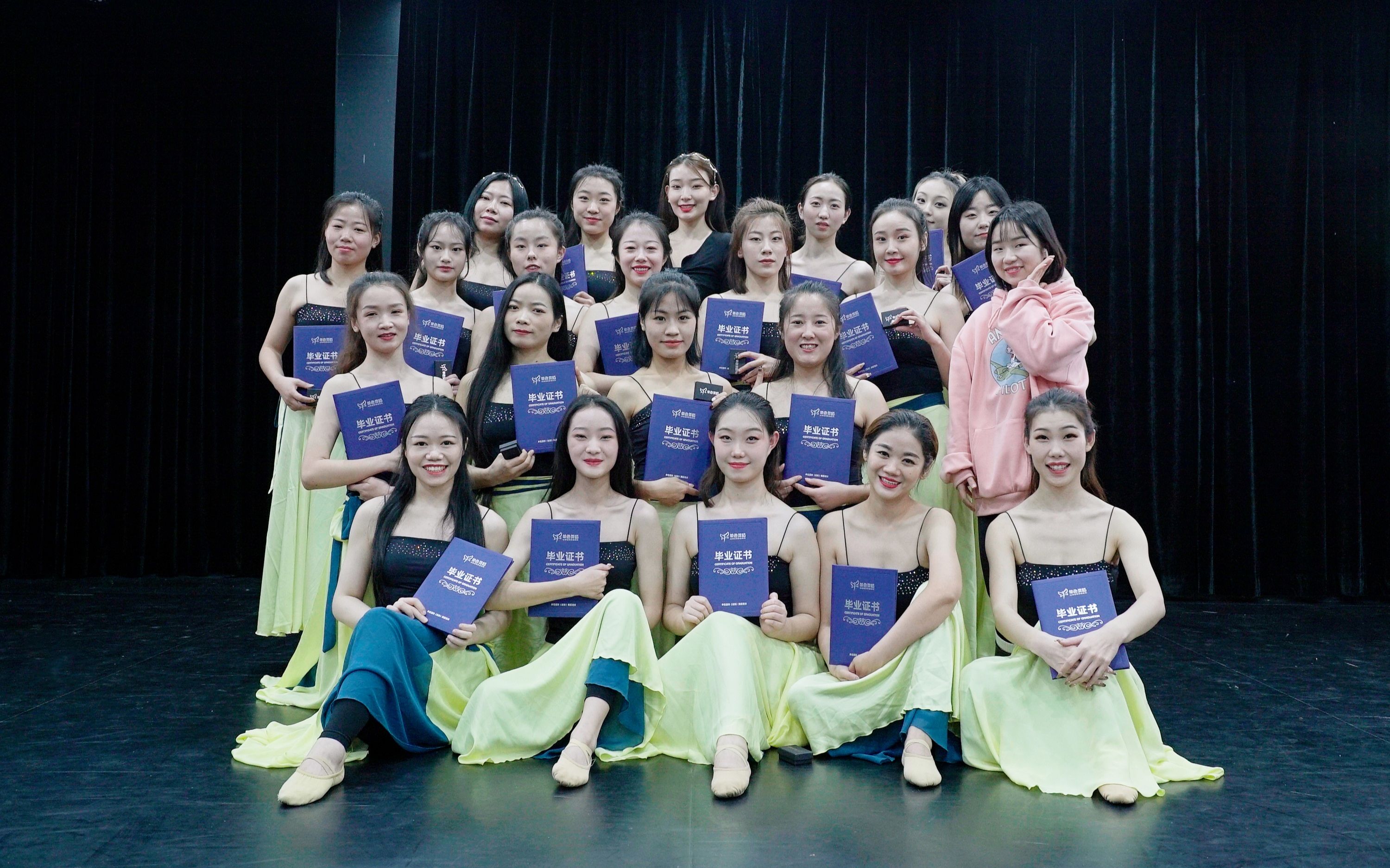 ...学习中国舞3个月可以收获到什么?【单色舞蹈】(西安)中国舞教练班...