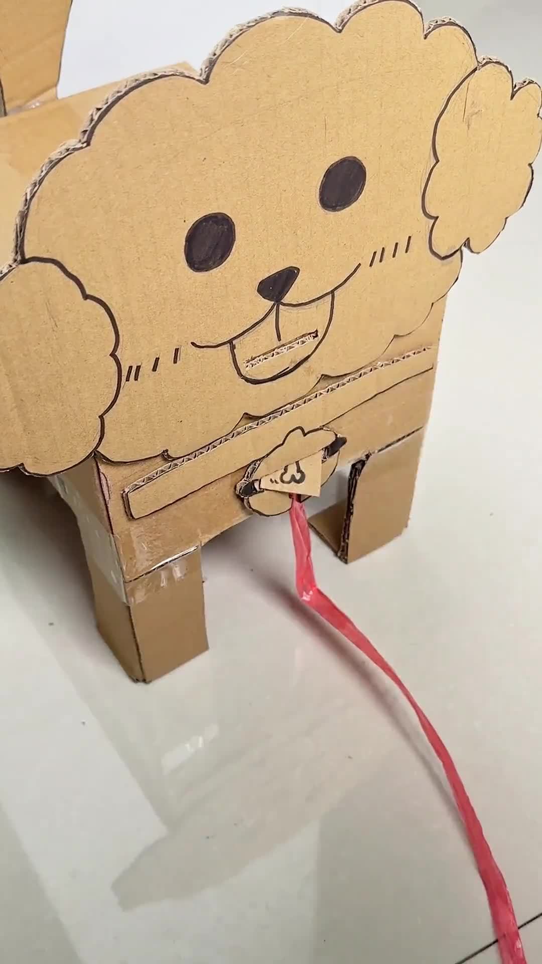 做了一只会聊天的纸箱小狗,居然叫我吃狗粮