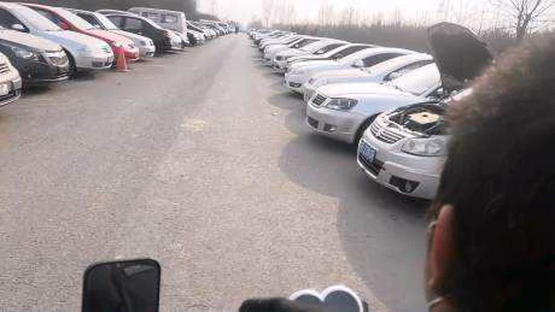 北京特大二手场几百辆任你选,骑三轮让大家看看都有什么车呢