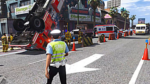 GTA5 警察模拟31 交通事故现场查看,消防车怎么也翻车了