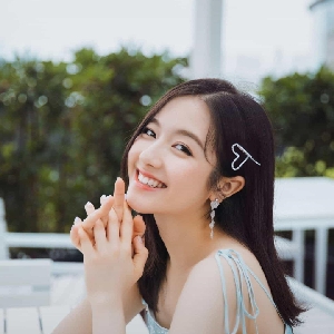你们的阿音老师呀 