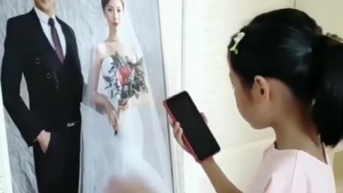 妈妈为了防止女儿玩手机,设置复杂密码,女儿解锁方式笑喷众人