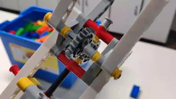 用这个来抓娃娃,一定很不错ᥬᥬߌ�ᩤᩤ#乐高 #机器人 #编程