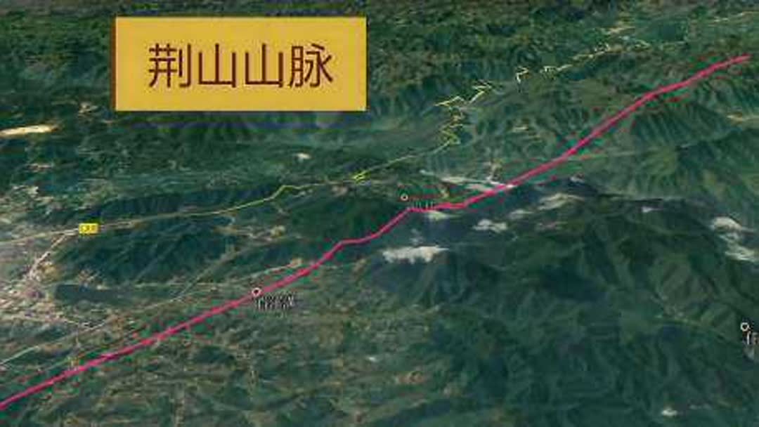郑万高铁湖北段,200多公里、工期却要6年,因为全线除了山还是山