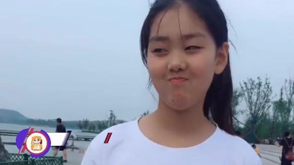 12岁的闺女被这个小朋友追着喊阿姨,还要阿姨带他玩,哈哈