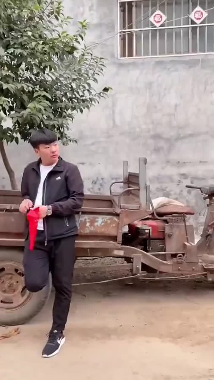 你们也问问搞笑搞笑视频