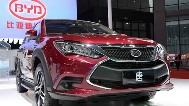 比亚迪出杀手锏,综合续航达500km,宣传“地表最强的纯电SUV”